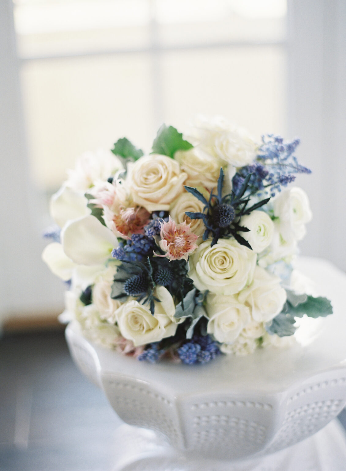 AN INTERTWINED EVENT: Coastal Chic Indoor Wedding at Ritz-Carlton ...