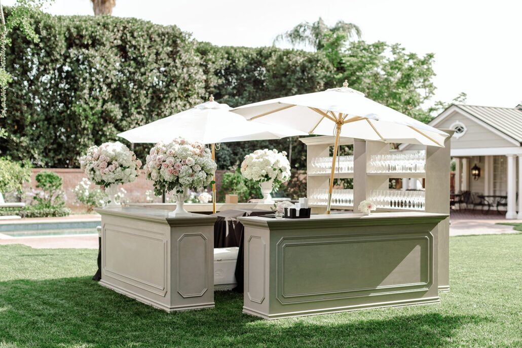 AN INTERTWINED EVENT: A STUNNINGLY ROMANTIC PRIVATE ESTATE WEDDING ...
