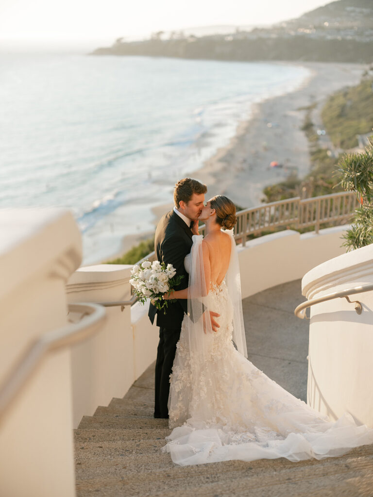 A COASTAL CHIC WEDDING AT THE RITZ CARLTON LAGUNA NIGUEL | Intertwined ...